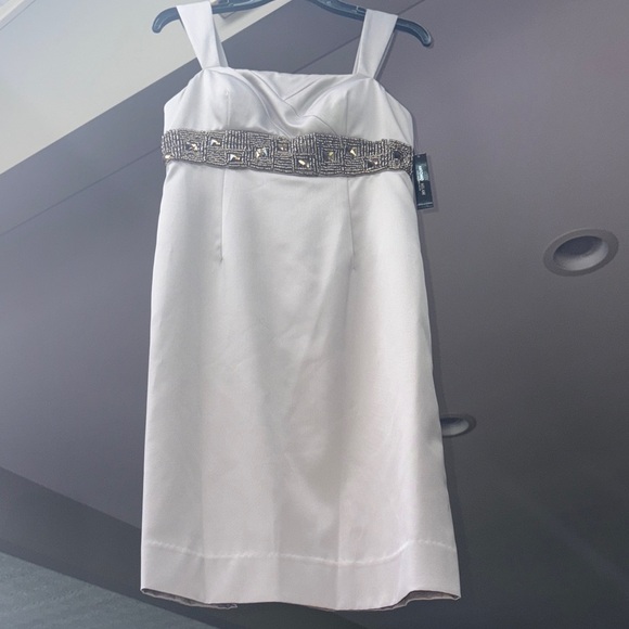 ANTONIO MELANI | Dresses | Nwt Antonio Melani Dress With Gold Accents ...